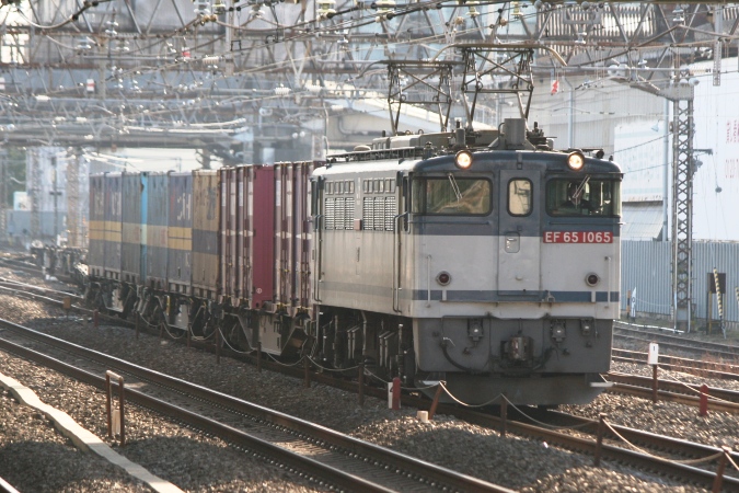 EF65－1065（→2065) (新) - 特集：21世紀になっても活躍する標準直流電気機関車「EF65形」